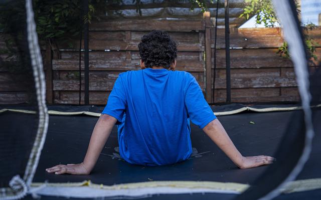 Jay (10) uit Groningen wil naar school, maar er is nergens plek voor ...