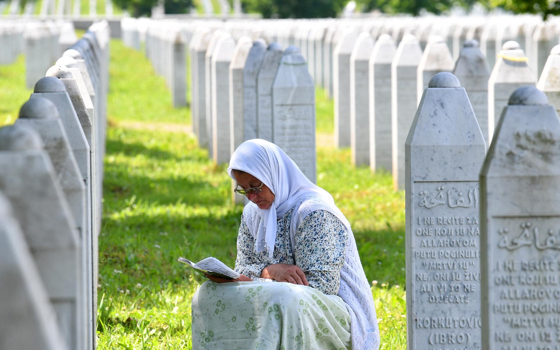 Veteranen Srebrenica krijgen zaterdag eerherstel van het kabinet ... Veteranen Srebrenica krijgen zaterdag eerherstel van het kabinet ...